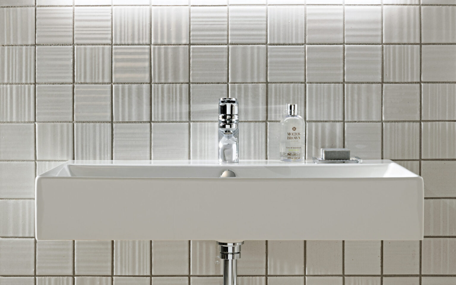 prima | tiles by HiRATA TILE